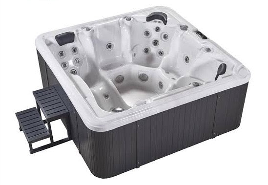 Aquascape Delaware 6 Seater Jacuzzi (Size:2200*2200*940mm)